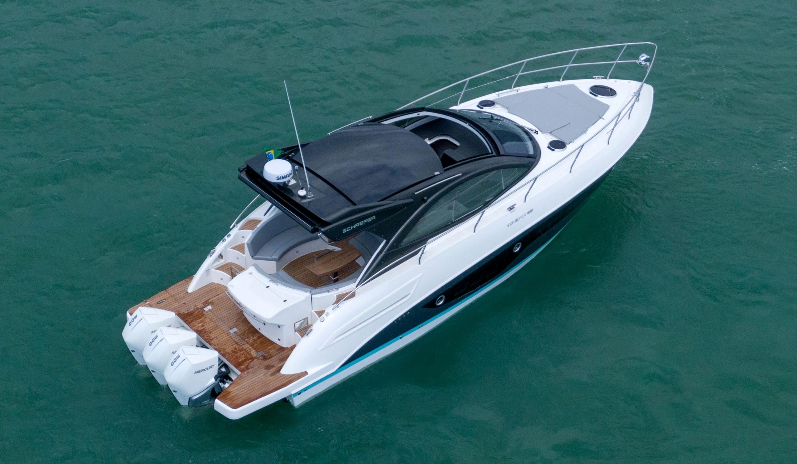 Schaefer Yacht 400 Featurette | PowerBoating.com